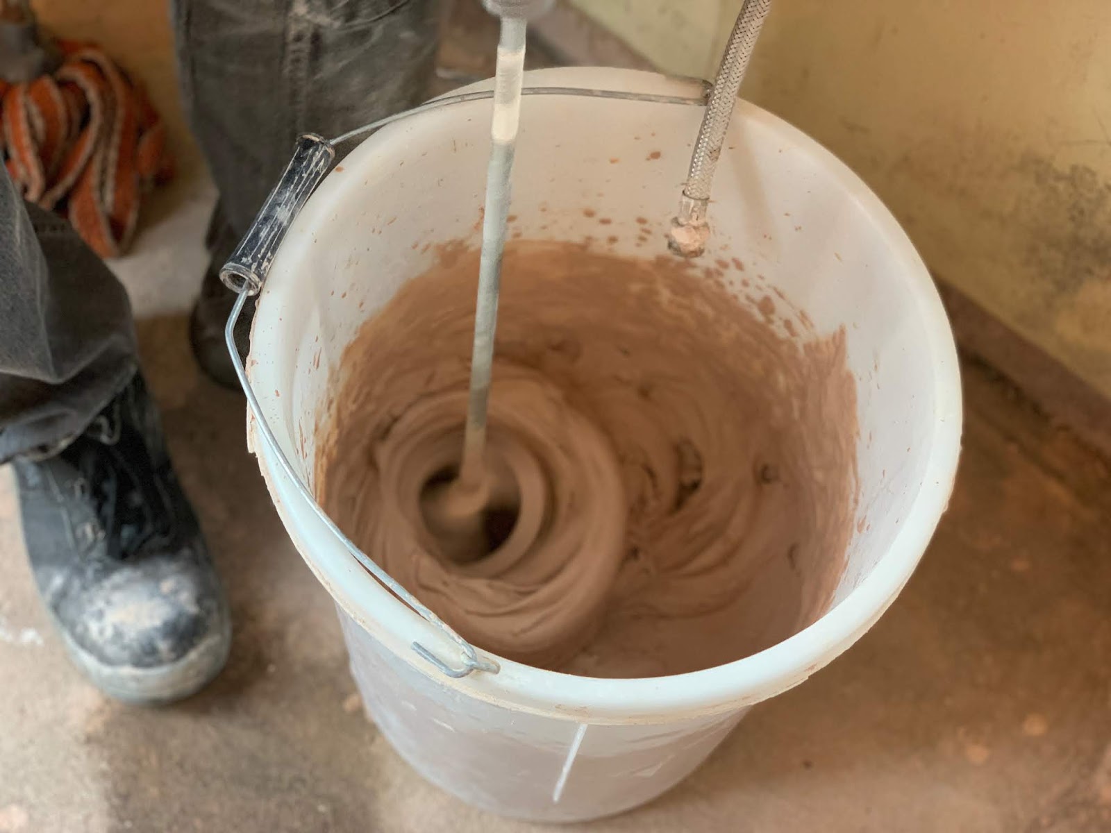 Learn How to DIY Plaster – A Beginner’s Complete Guide! - Kezzabeth ...