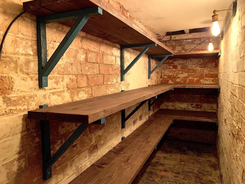 How to Make DIY Scaffold Board Shelves - Kezzabeth | DIY & Renovation Blog